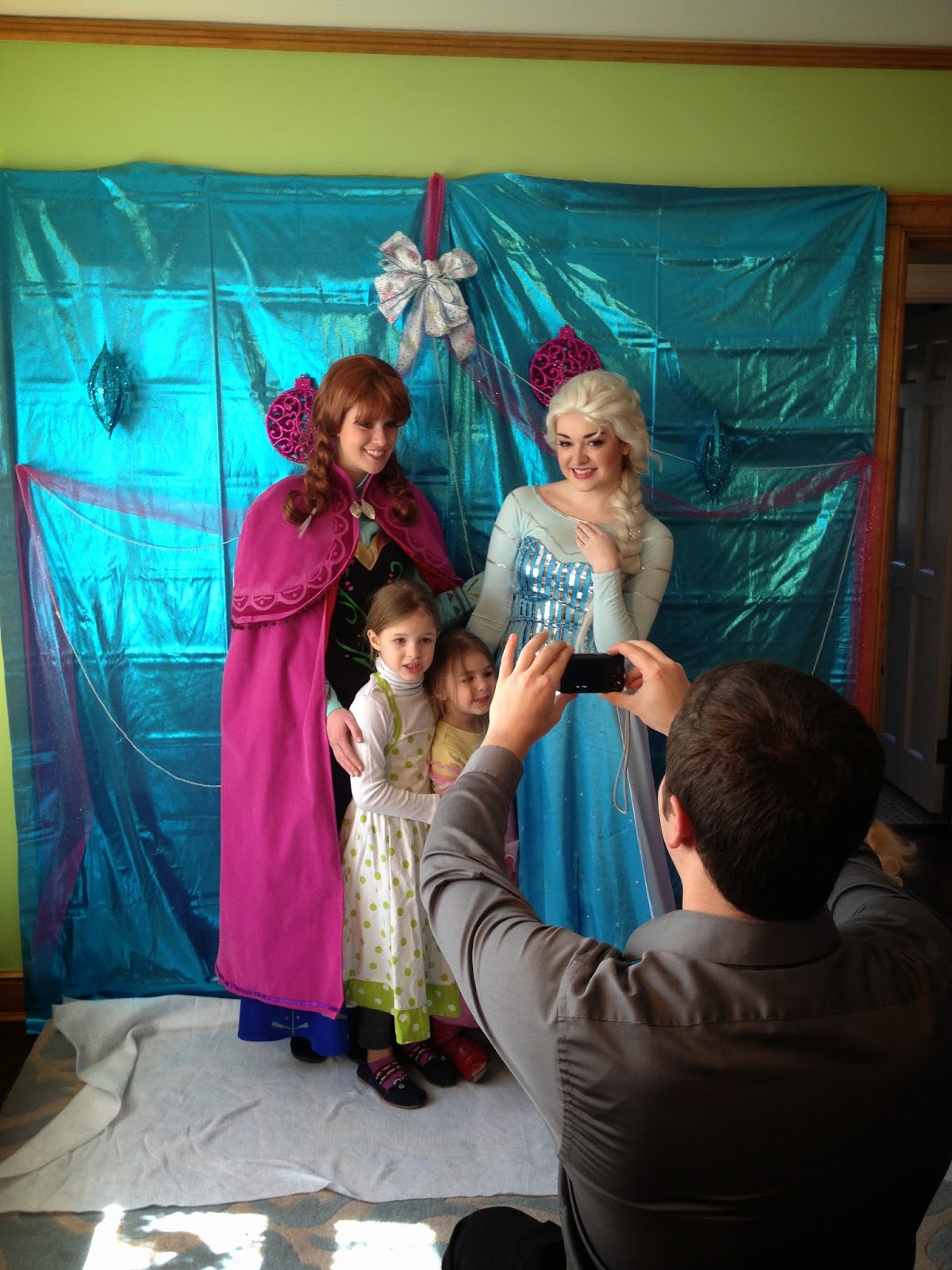 Four Schneiders: A Frozen Birthday Celebration!
