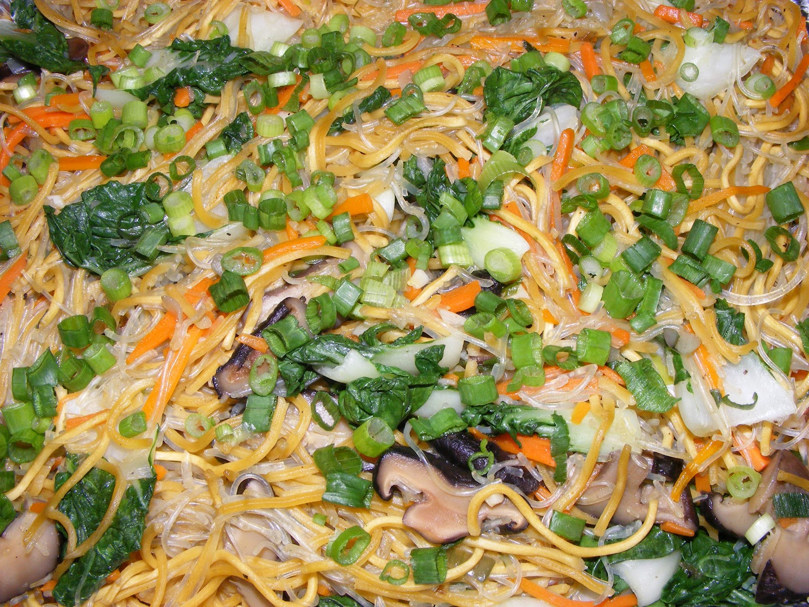 Tonito's Creations: Vegetarian Pancit Canton Sotanghon