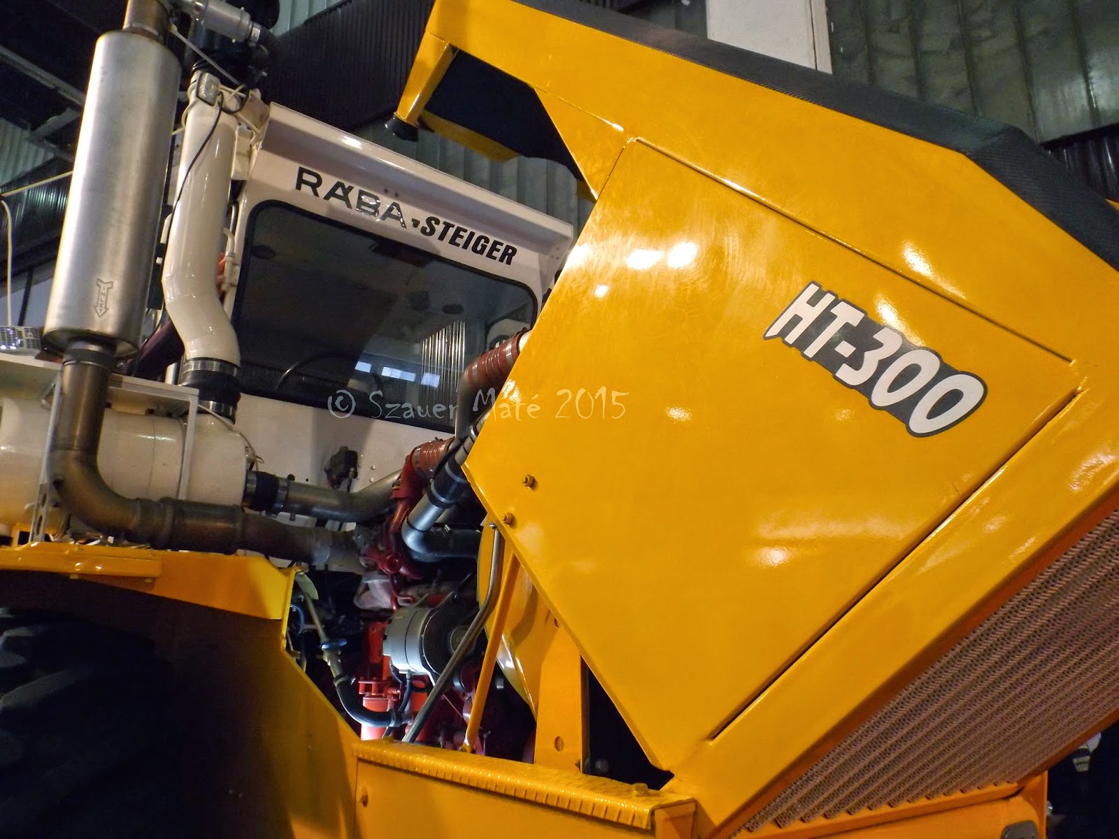 ..Mezőgépek..: AGROmashEXPO 2015- Huntractor HT300