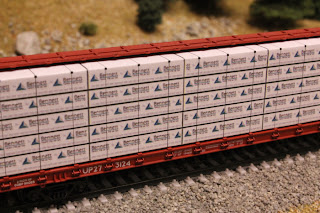 N Scale Addiction: Lumber Loads - Adding to the Count