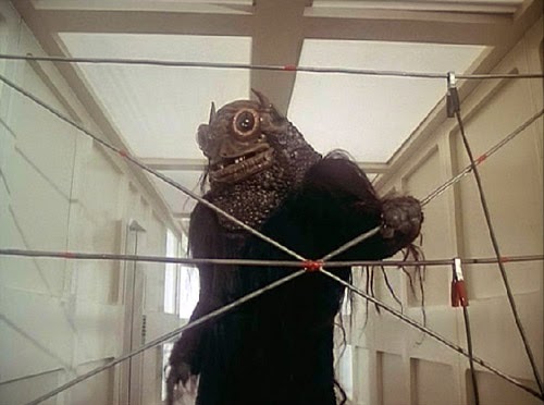 Space 1999 #37: The Beta Cloud