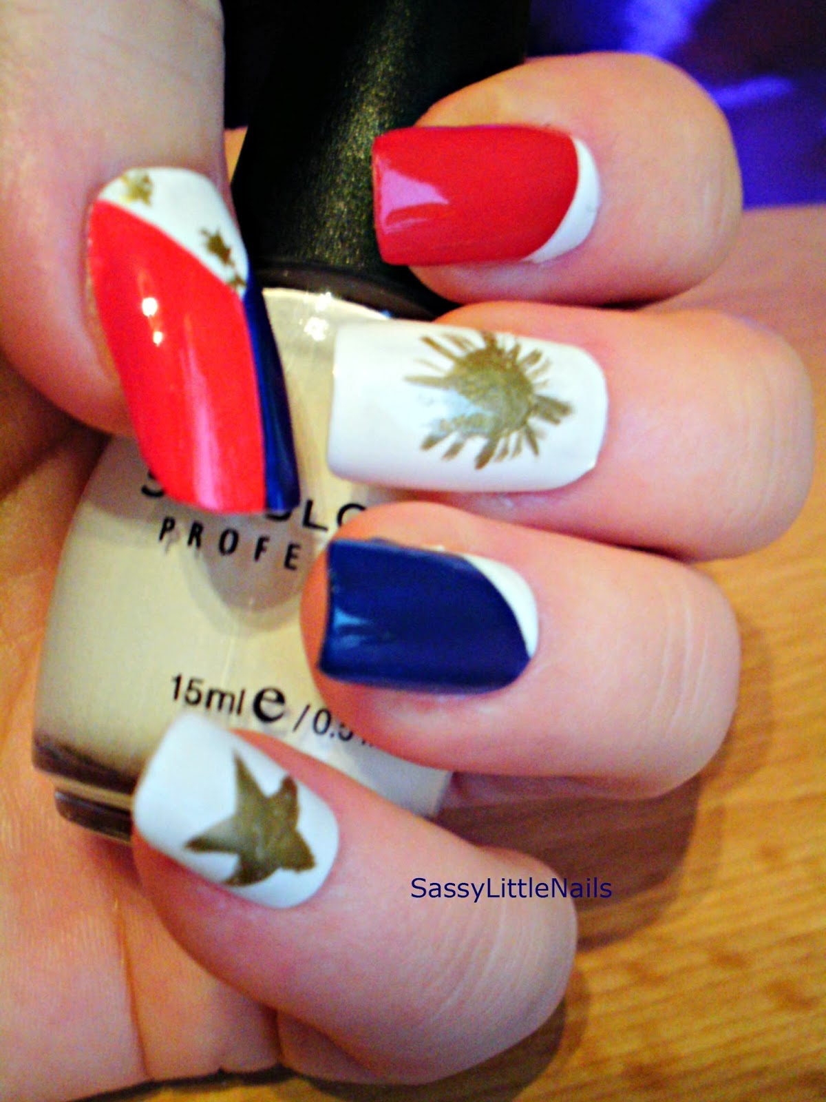 SassyLittleNails: Philippines Flag nail art for The Philippines Typhoon ...