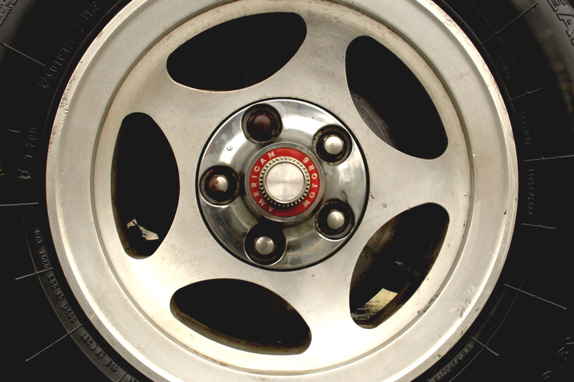 OLD PARKED CARS.: 1981 AMC Spirit Kammback.