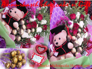 Annur Kaseh Choc,cake and Gift: ~freshflower handbouquet with choc ...