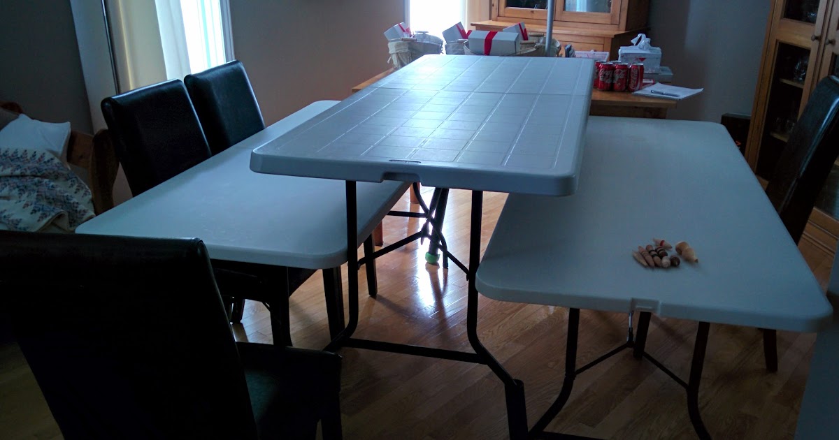Eat, Drink, and Be Nerdy: Dungeons and Dragons Table Configuration