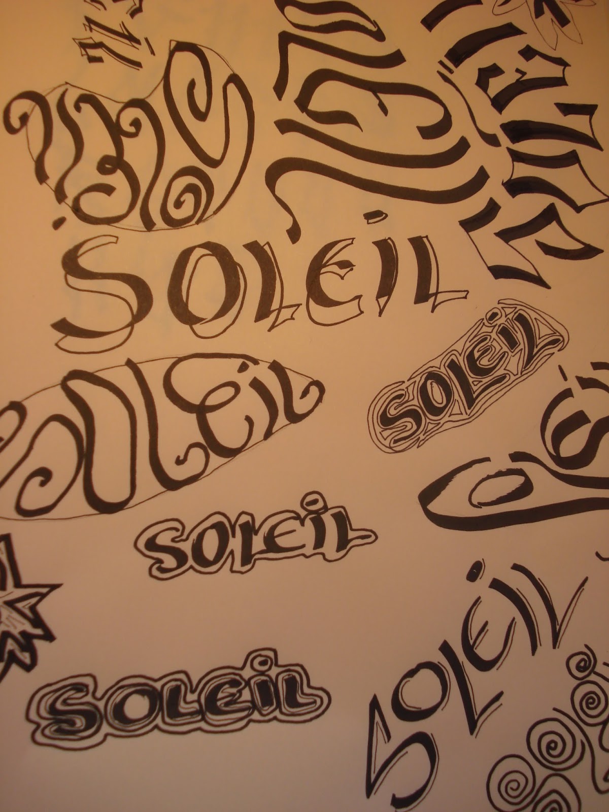 LA CALLIGRAPHIE de VERONIQUE: SOLEIL...SOLEIL,SOLEIL...