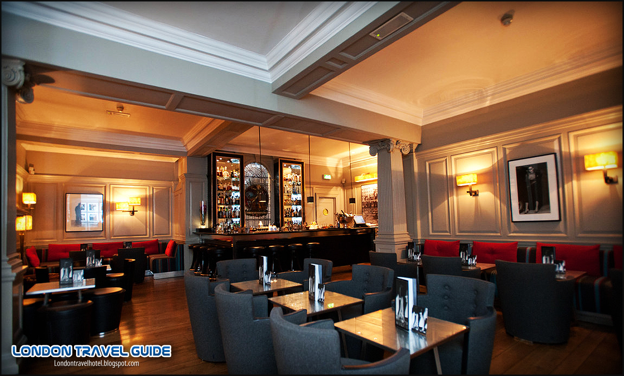 London Travel Guide: Brown's Hotel Scene