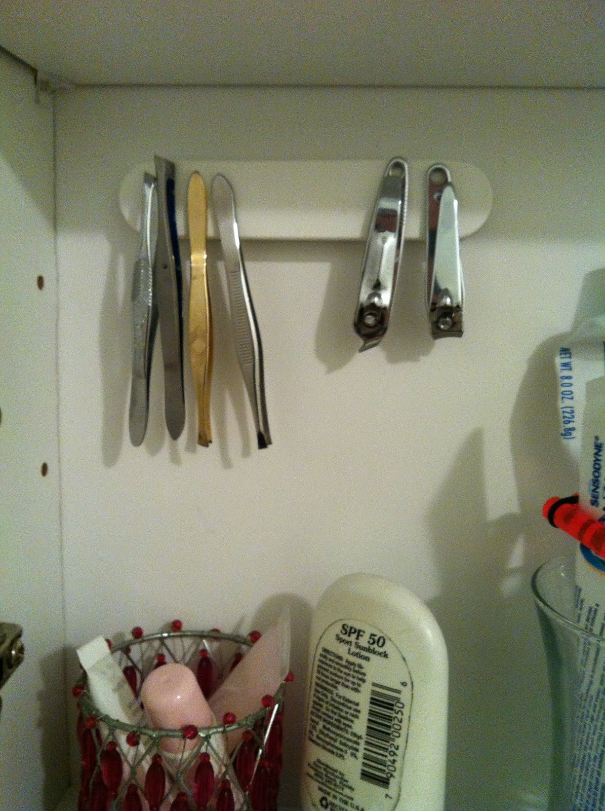 Loftee Ideas: Sticky Storage - Magnet Strips