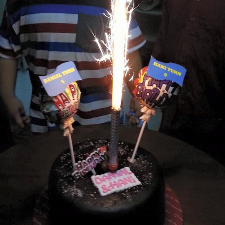 Paper Balloons n' Boxes: Fireworks Candle / Lilin Bunga Api