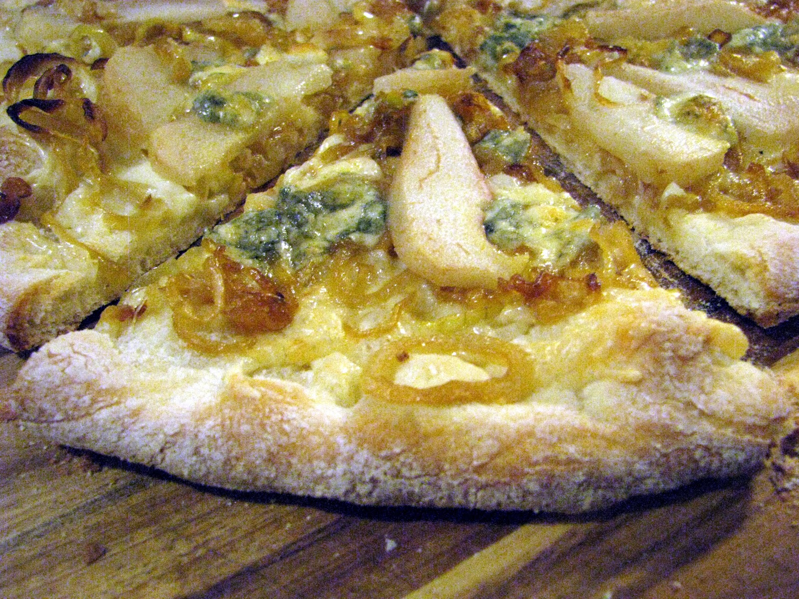 Mia Cucina: Caramelized Onion, Gorgonzola, and Pear Pizza