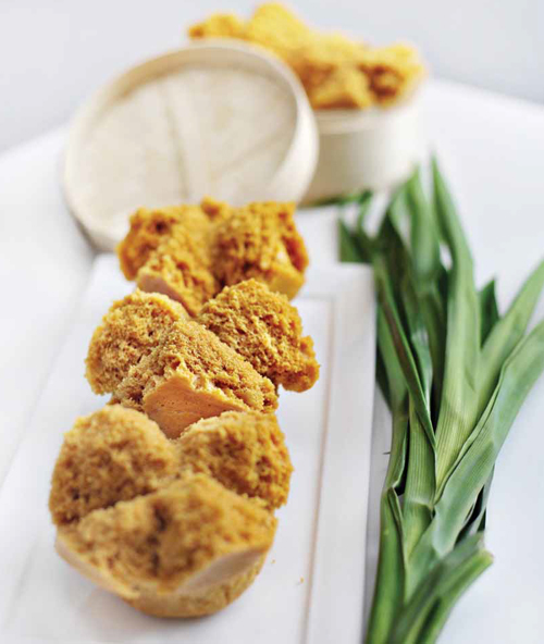 Only Slightly Pretentious Food: Recipe: Huat Kueh, featured on Notabilia