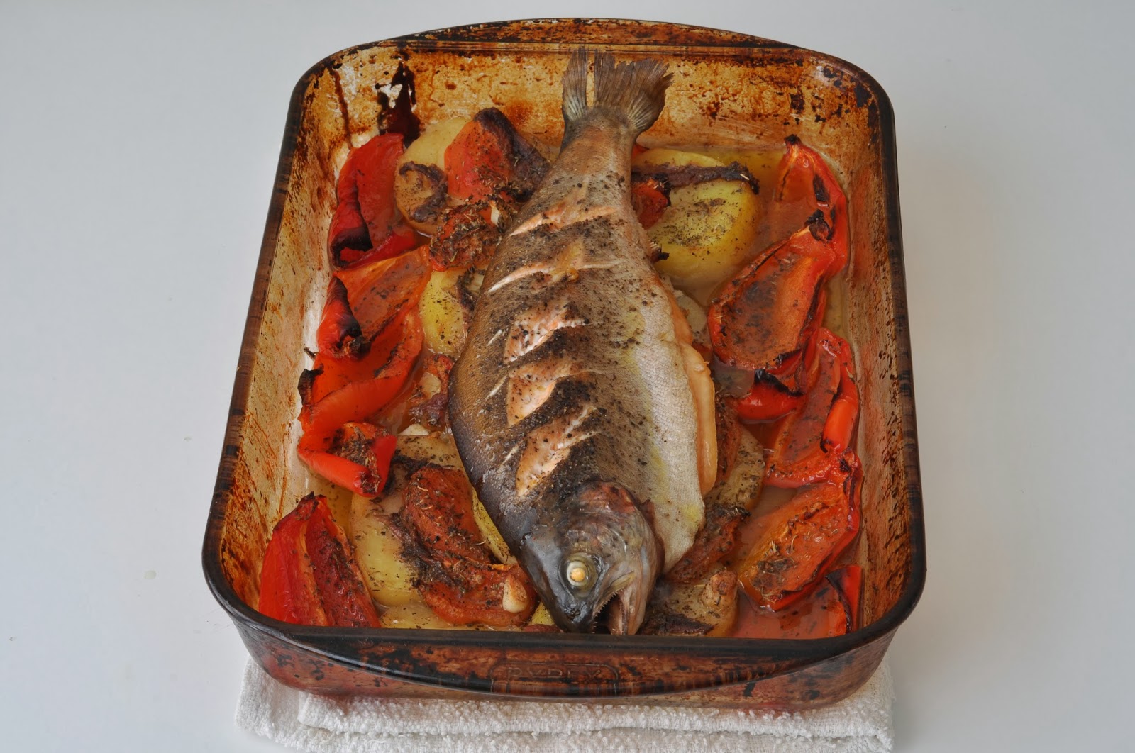 Simple Food: Baked Rainbow Trout with Roasted Red Peppers