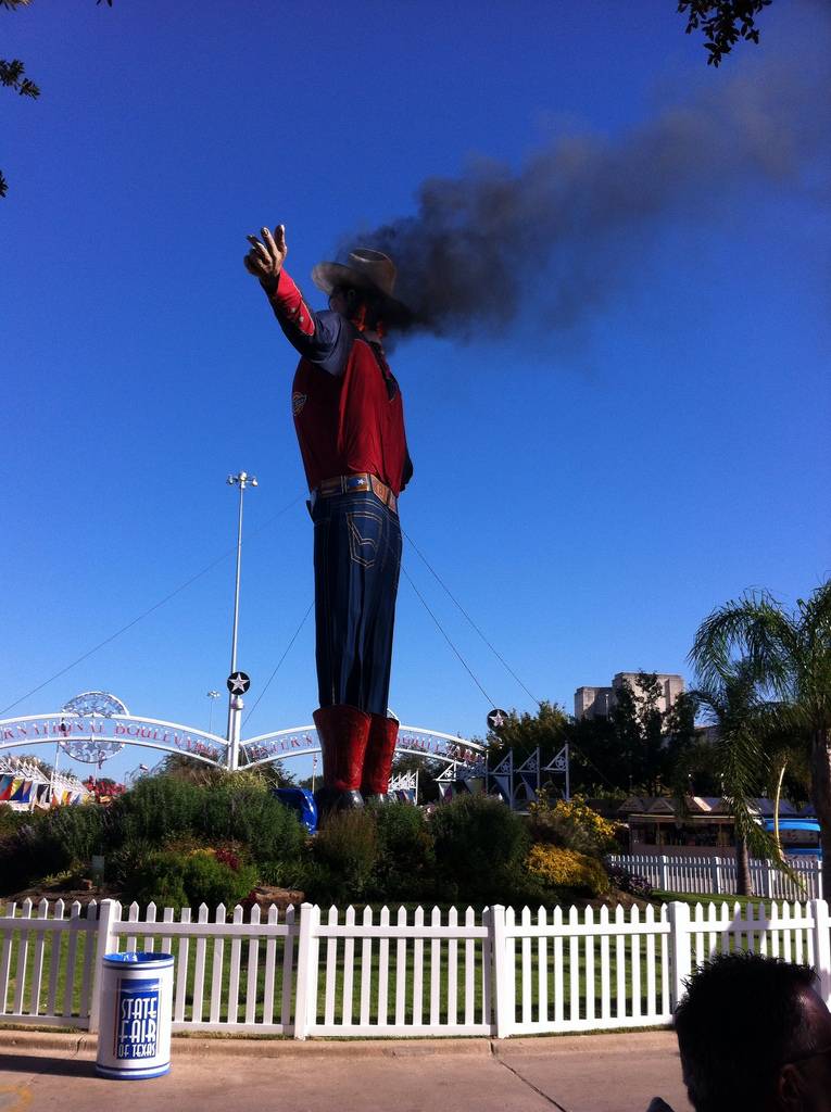 Big Tex Burns: Fire Destroys Texan Cultural Icon ~ Kuriositas