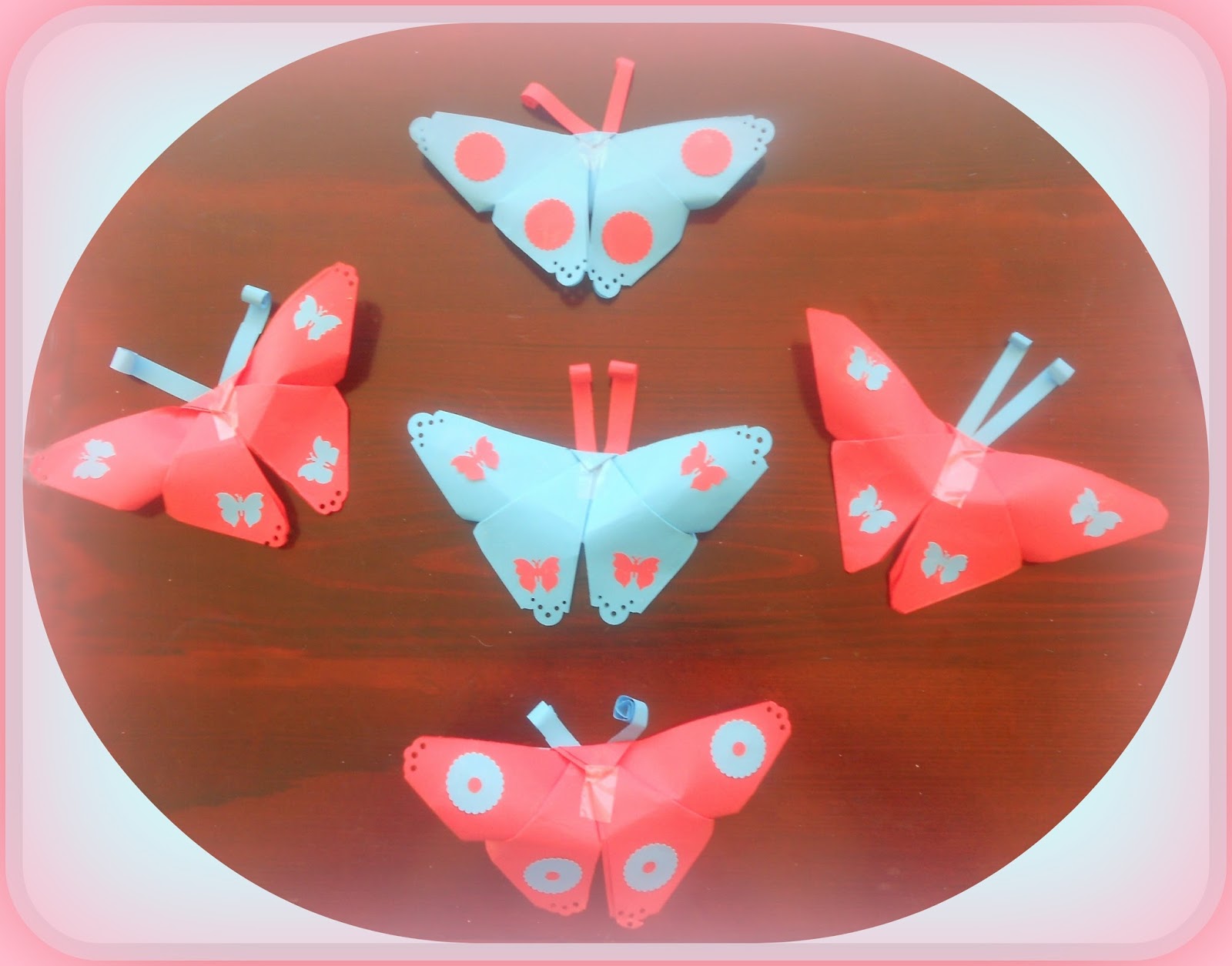 lila365idees: ΠΕΤΑΛΟΥΔΕΣ ΑΠΟ ΧΑΡΤΙ (BUTTERFLY OF PAPER)