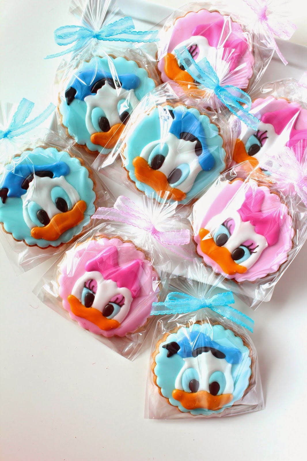 Sweeten your day.: ドナルド＆デイジーのアイシングクッキー " Donald Duck & Daisy Duck icing ...