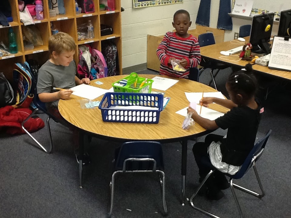 Mrs. Bayley's Kindergarten Kids: Math Stations