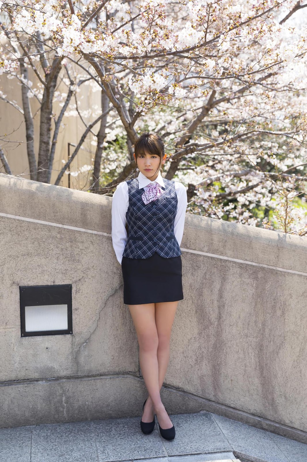 Nao Kanzaki and a few friends: Ikumi Hisamatsu: "IQ" Digital photobook ...