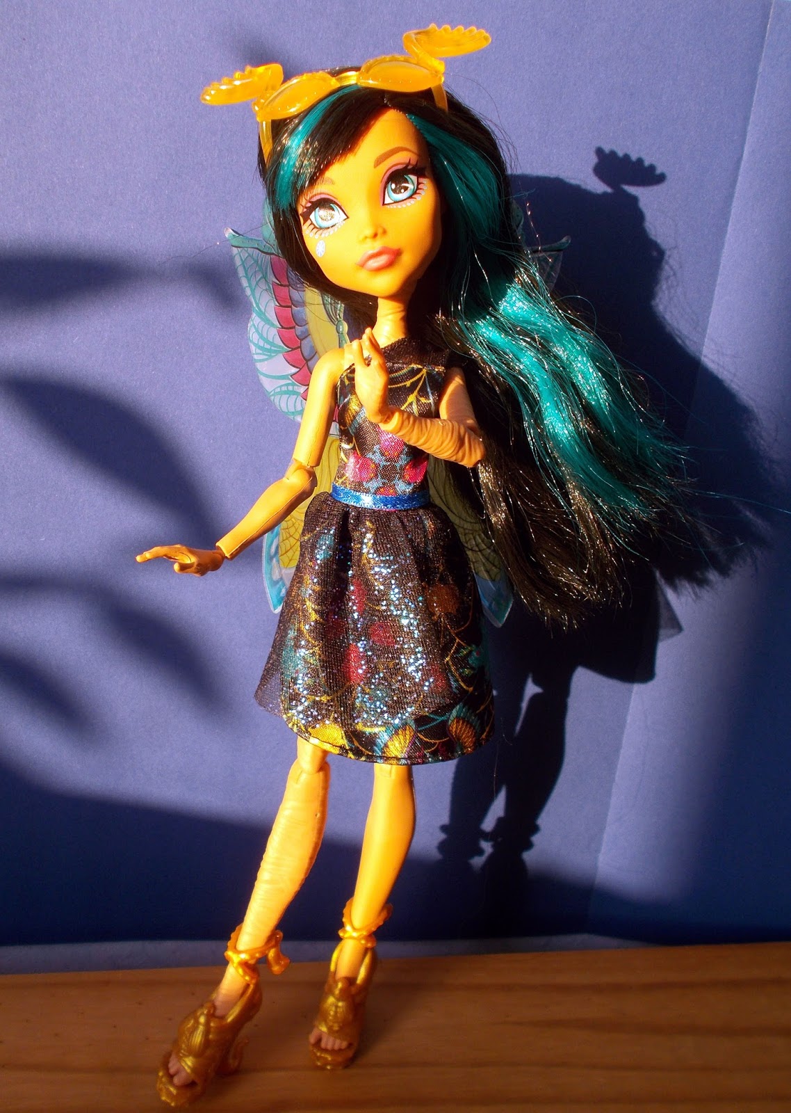 Calaminthes Clawdeen & Fashiondoll Friends: REVIEW: Garden Ghouls Cleo ...