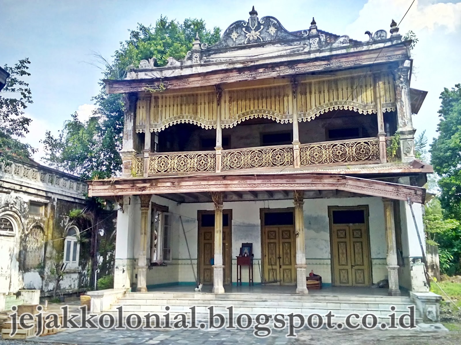 Jejak Kolonial: Perjalanan Hidup Rumah Indische Woonhuizen