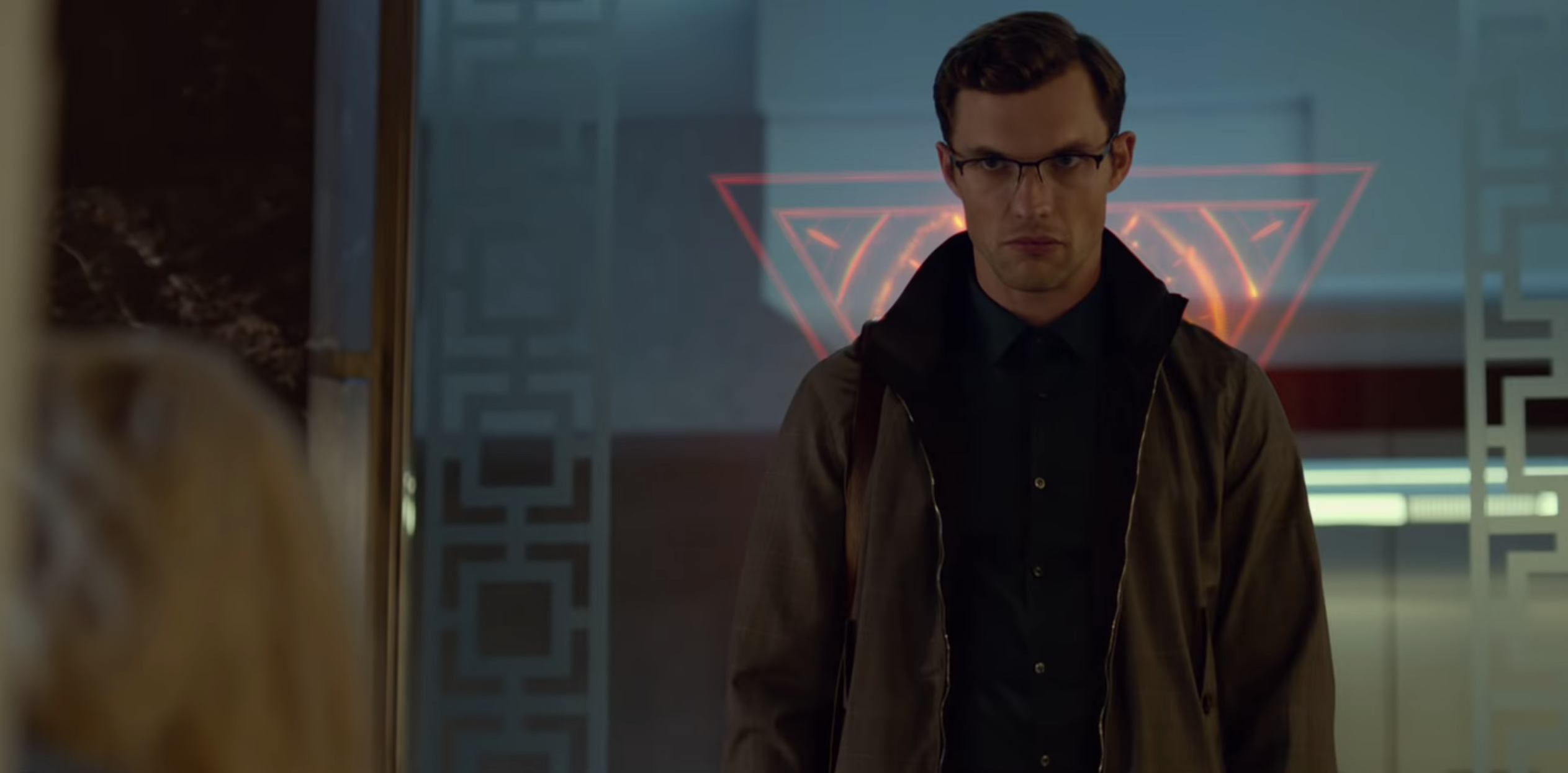 Tau | Netflix Movie Review - EllexMay