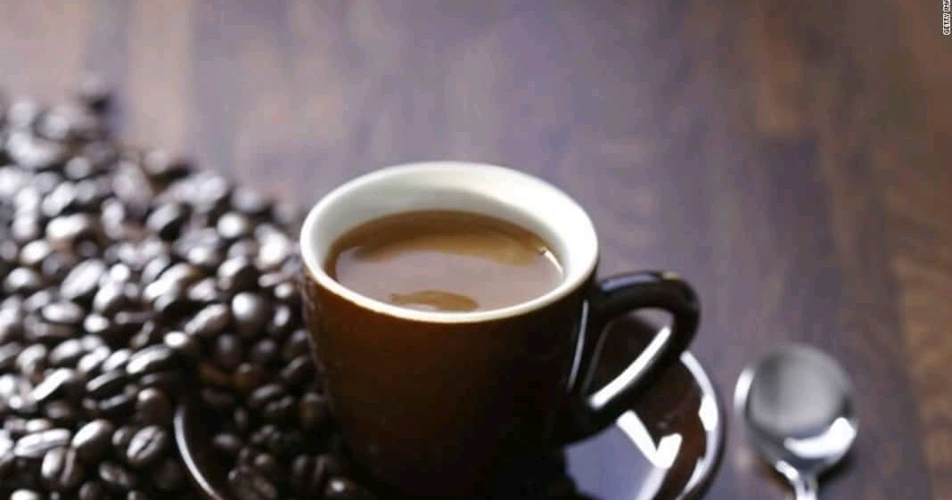 Drinking extremely hot coffee, tea probably courses cancer