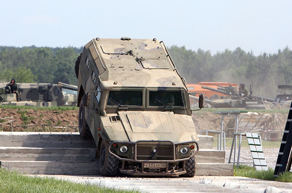 Diario Automotor: GAZ-2330 Tigr Vehículo blindado ligero ..el HMMWV ...