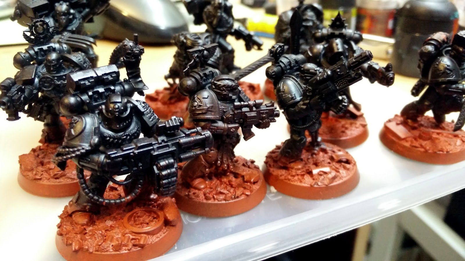 Confessions of a 40k addict: Deathwatch Overkill basing [and undercoat]