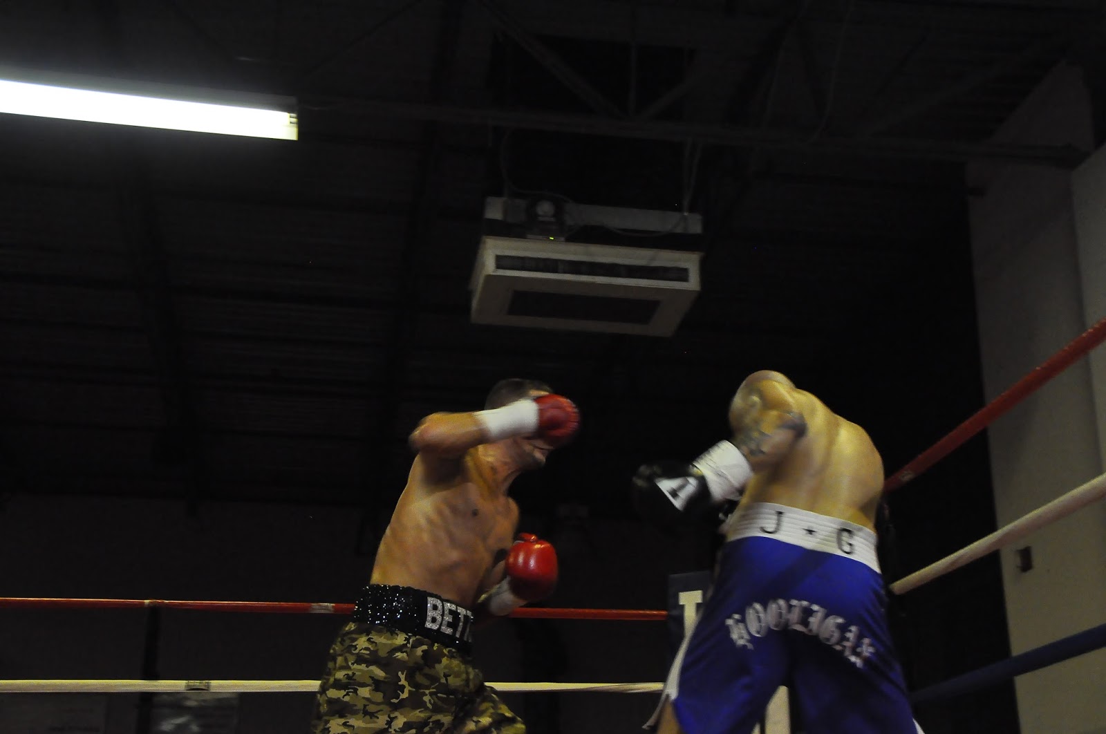 Boxing Along The Beltway: Jeter Keeps WBC Fecarbox Title!