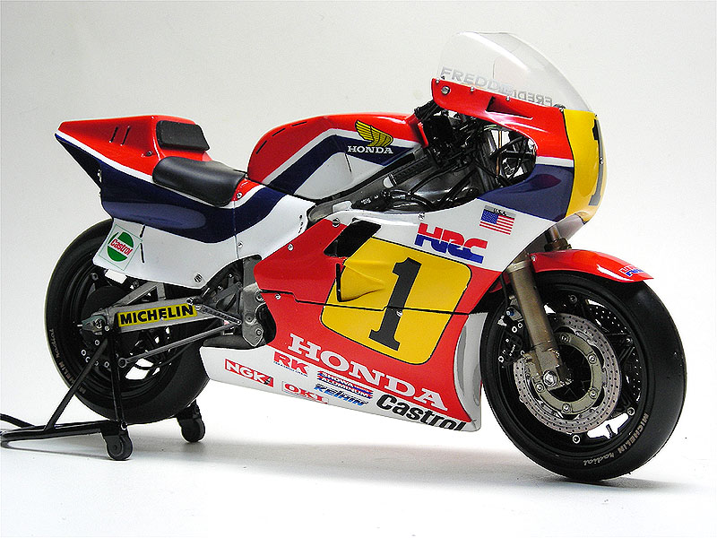 Racing Scale Models: Honda NSR 500 F.Spencer 1984 by Max Moto Modeling