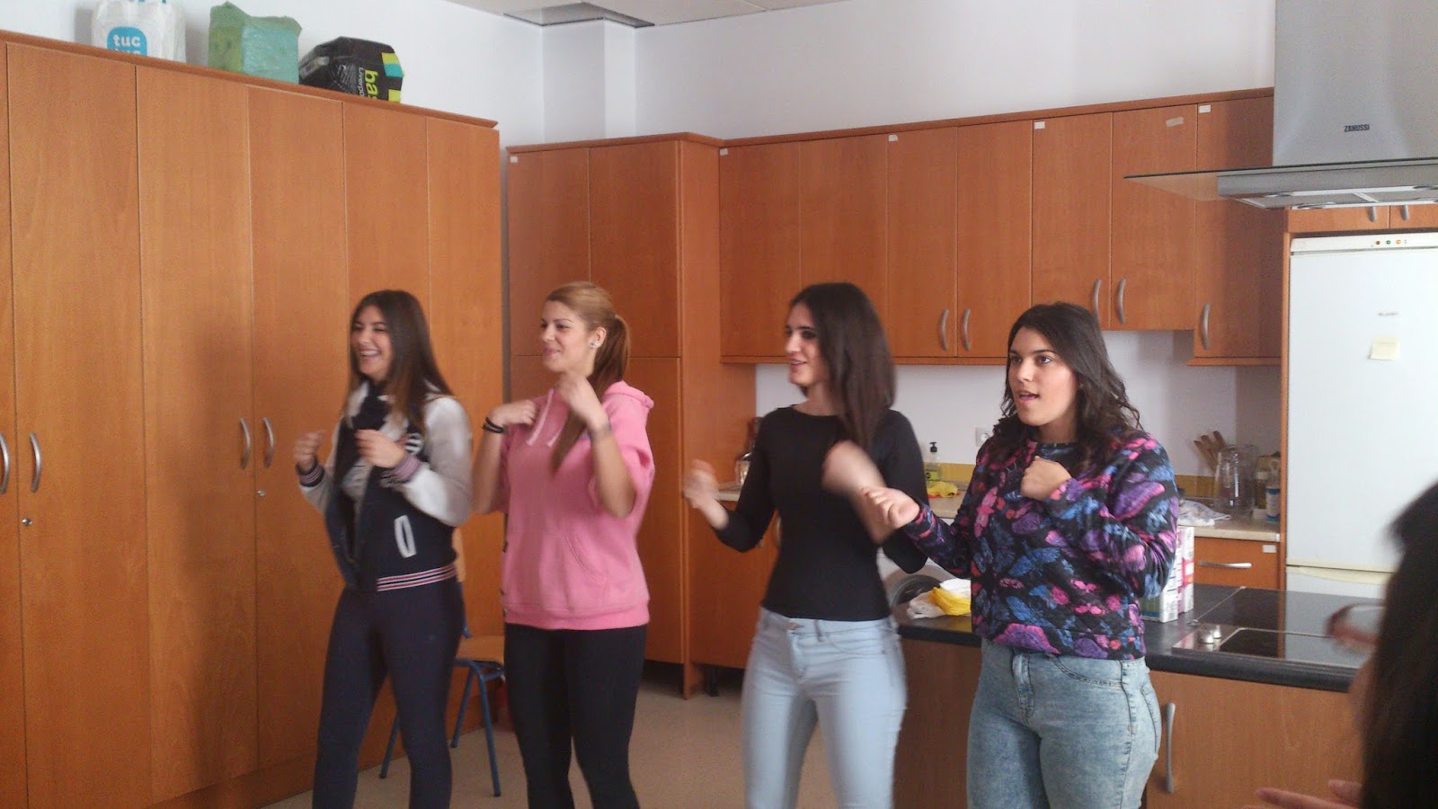 AULA ESTUPENDA: Canciones en lengua de signos