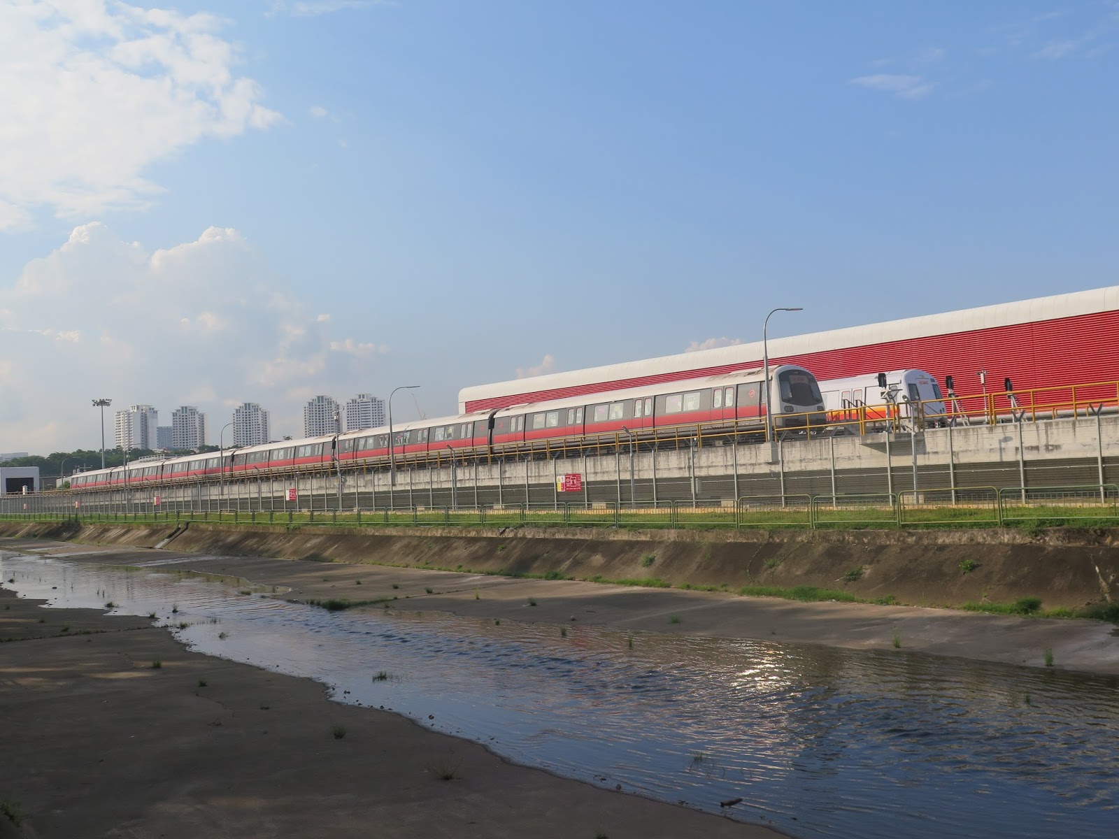 Kitaro62 Trains: Kawasaki Heavy Industries/CSR Qingdao Sifang C151B