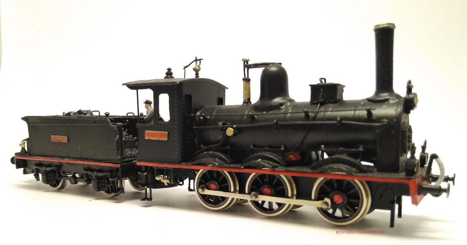 Taller RENVERA: Locomotora y tender MZA 246. Renfe 030-2013