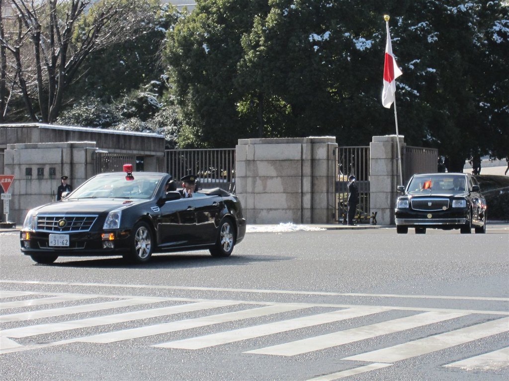 Barry Thomas’ “Wheel to Wheel”: May 10: The Emperor's new ride