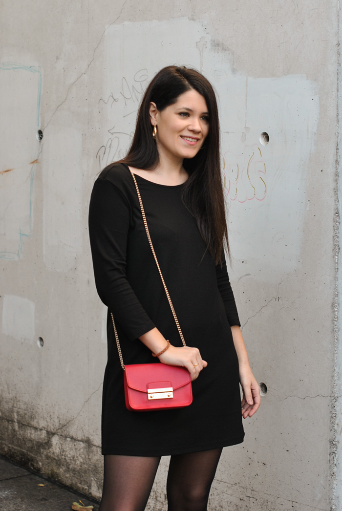 nº339: LBD - Fashionmylegs : The tights and hosiery blog