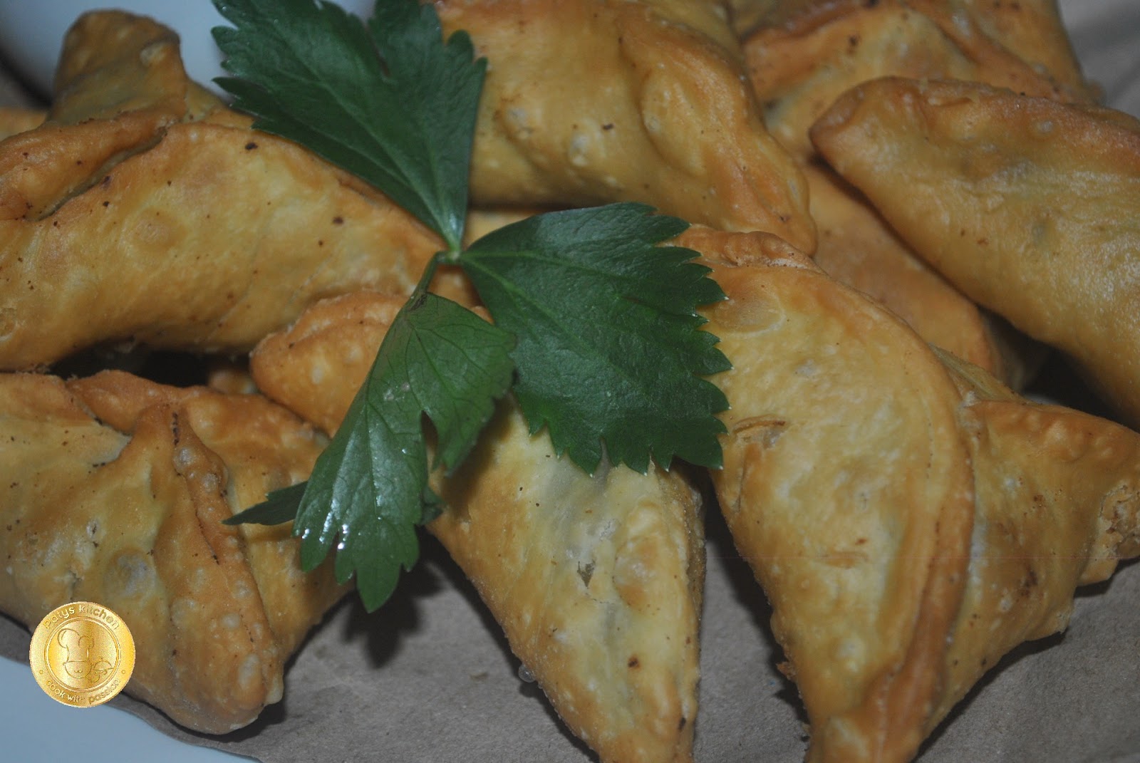 PATYSKITCHEN: IFTAR TREAT - LEBANESE BEEF FATAYER/ SFEEHAS