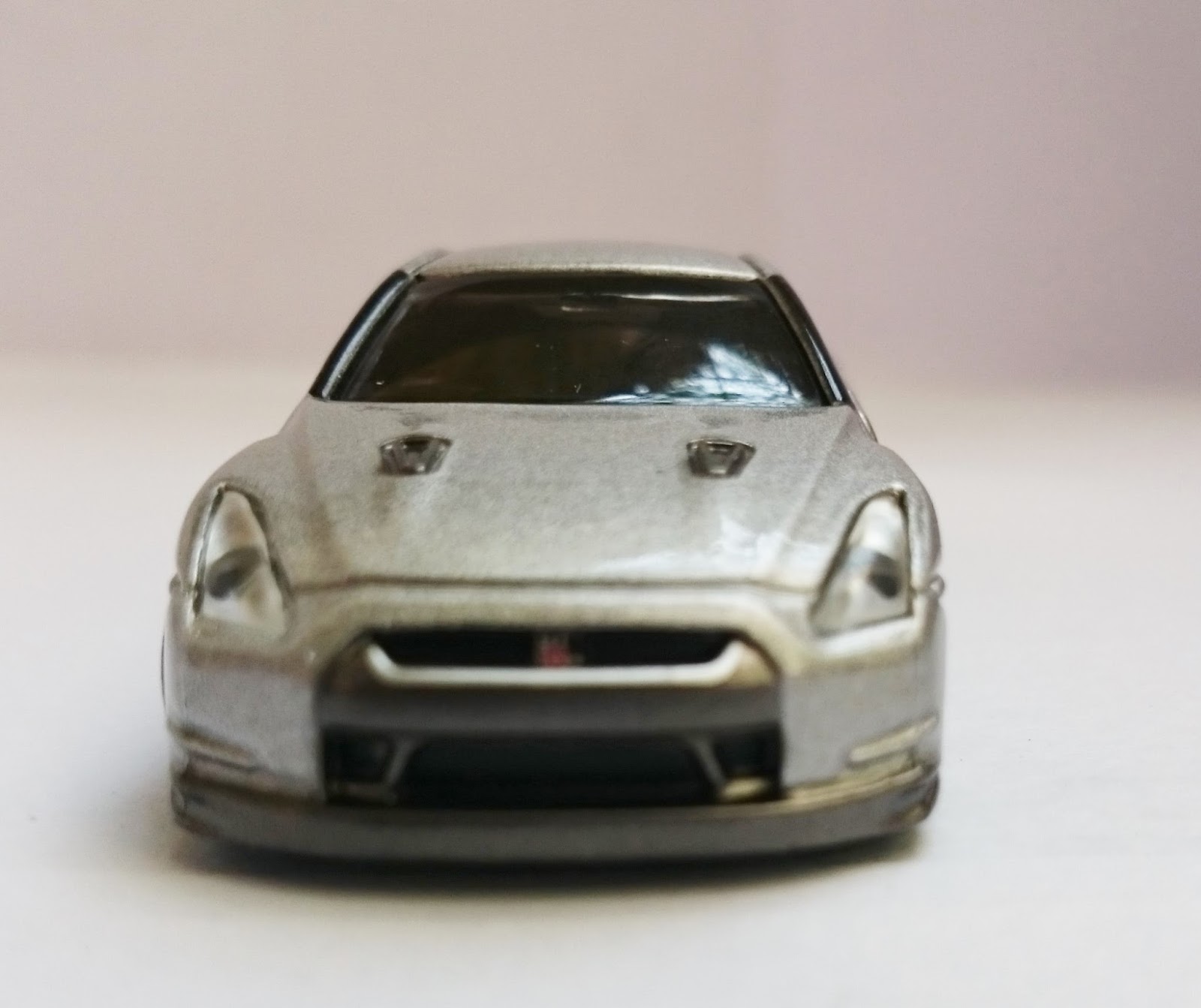 Diecast Zone Chennai: Model of the week: Tomica Nissan GT-R (R35)