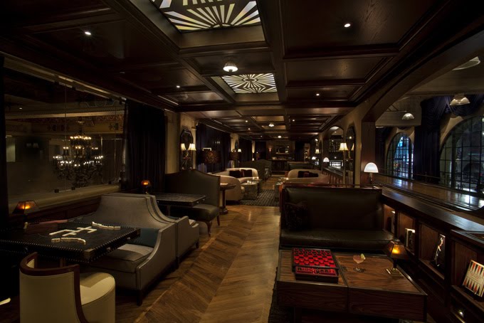 YOUNG ZEH DESIGNER: Boliche chique