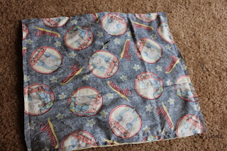 Our 5 cents: Car seat Pee Pee pad tutorial!