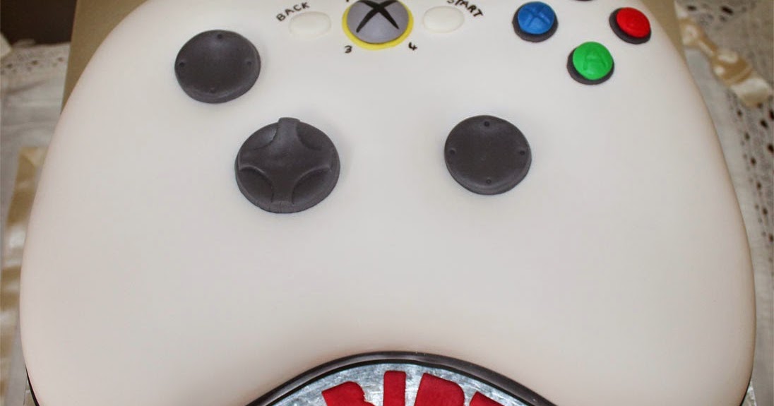 Delana's Cakes: X-box Remote Control Cake