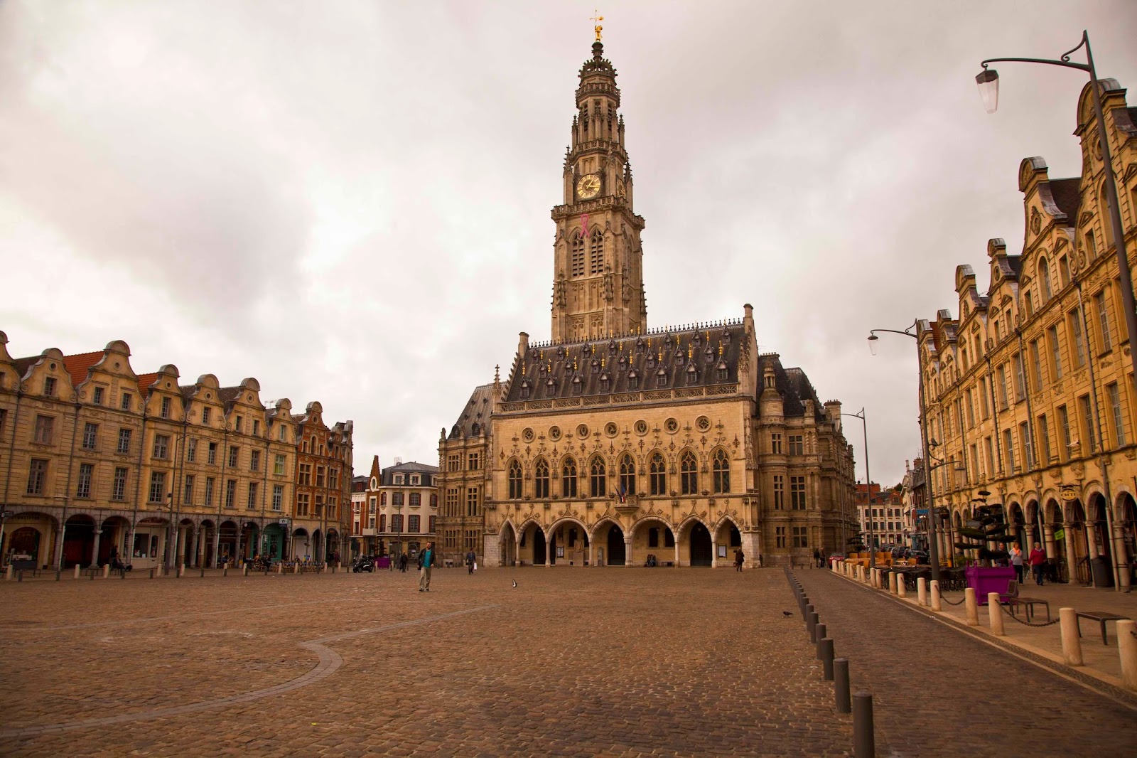 Mel and Tom on the Road in France, Belgium, and The Netherlands: Amiens ...