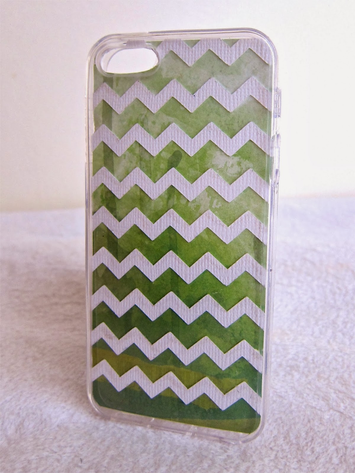 A Page Out of My Book: Paper House: Cell Phone Case Inserts