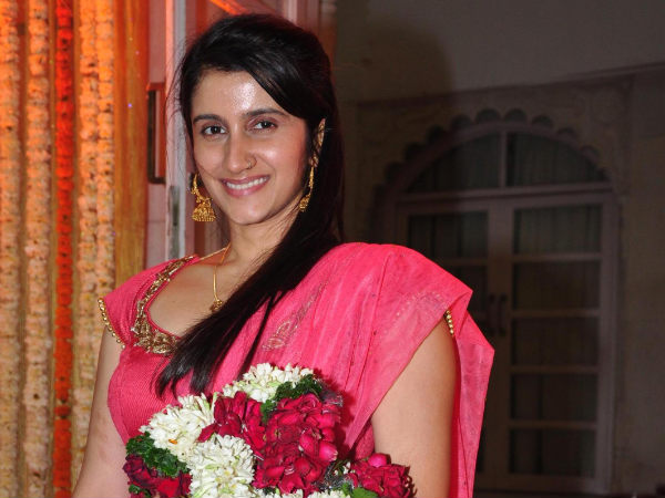 Actress Smilie Suri in TV show Jodha Akbar as Ruqaiya Begum ~ Bollywood ...