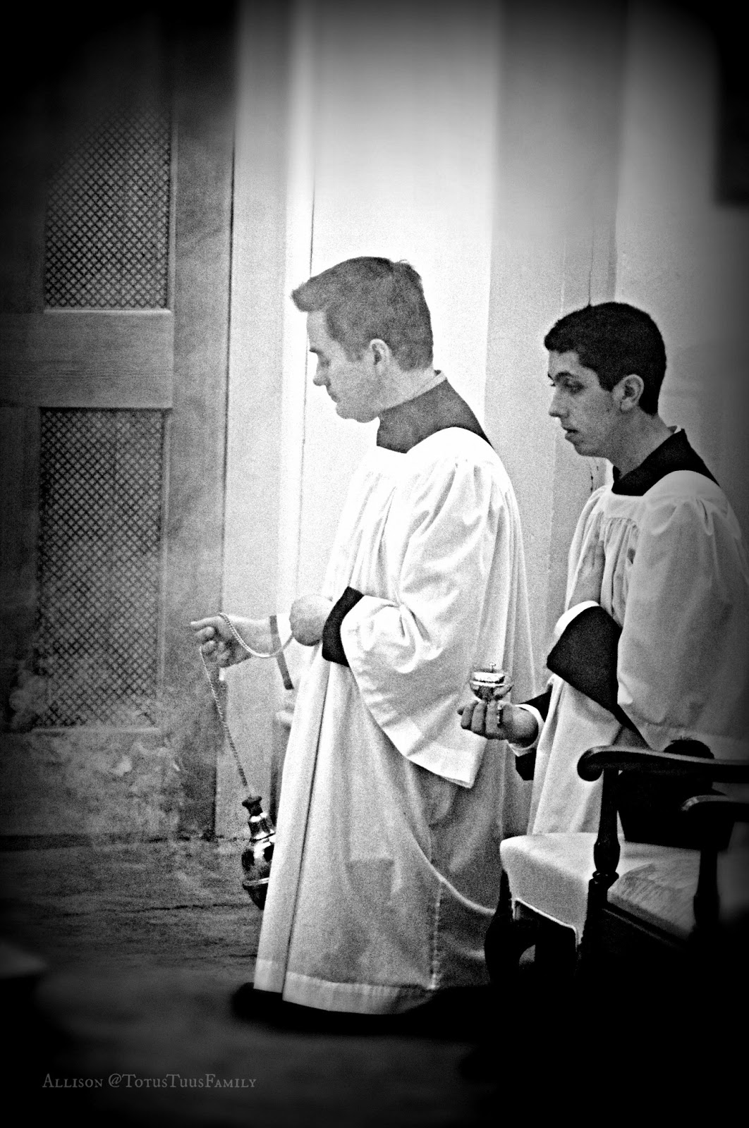 Praying A.C.T.S. with Images from Mass - Totus Tuus Family & Catholic ...