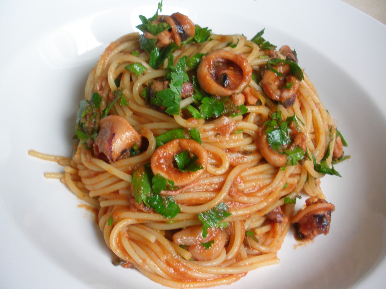 Come to cook: Σπαγγετι με καλαμαρακια