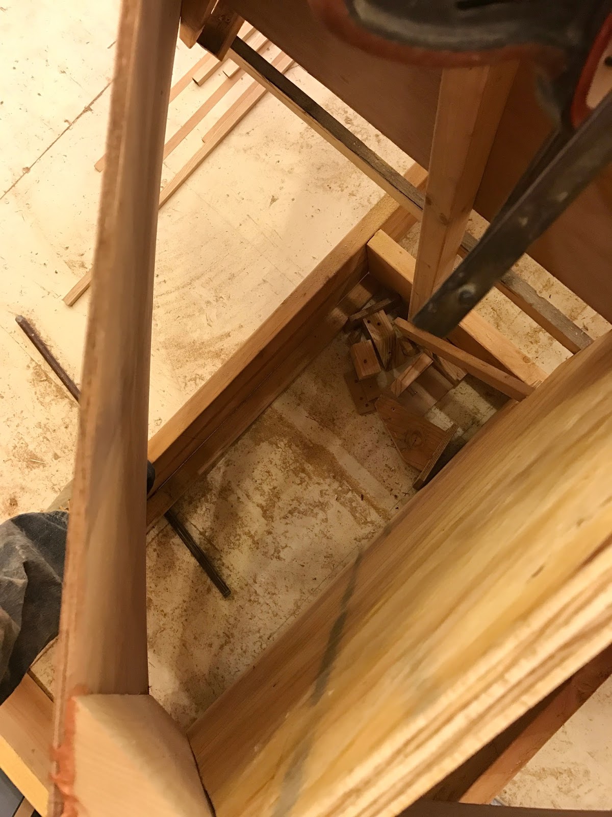 Meticulously building a strongback for one minute's use. - Fretwater ...