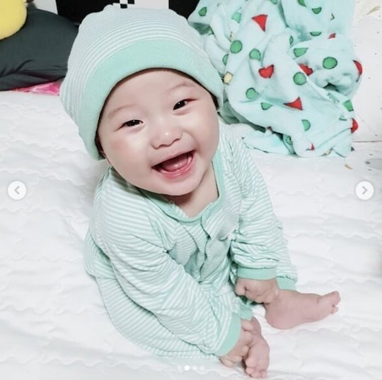 Choi Minhwan and Yulhee share photo updates of their adorable son