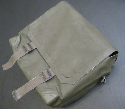 Webbingbabel: Dutch Army Pattern 1937 Rubberized Haversack