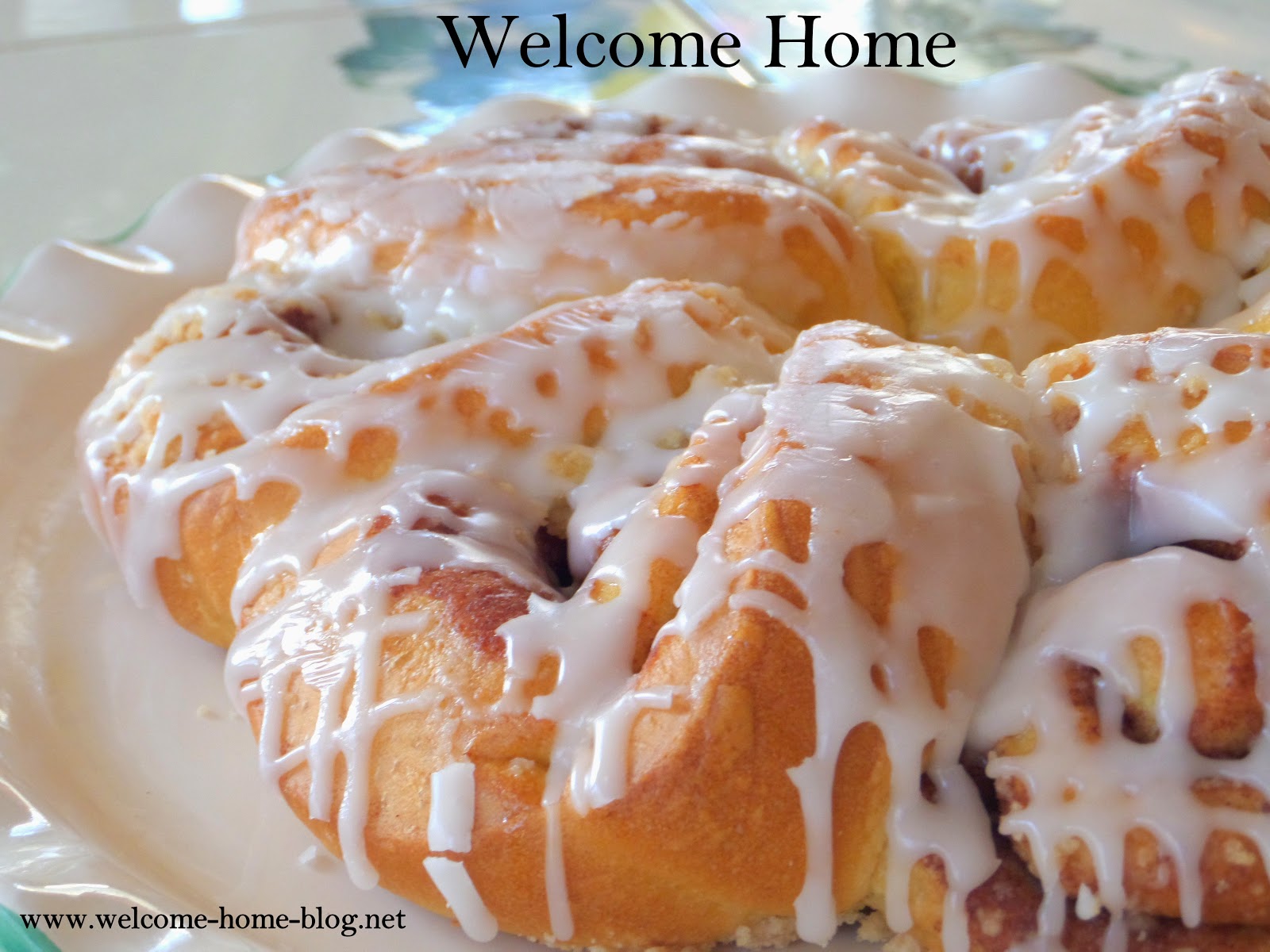 Welcome Home Blog: Cinnamon Roll Wreath