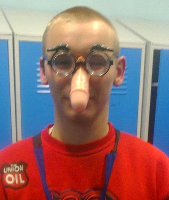 Αποκριάτικες στολές πρωτότυπες - Η ΔΙΑΔΡΟΜΗ