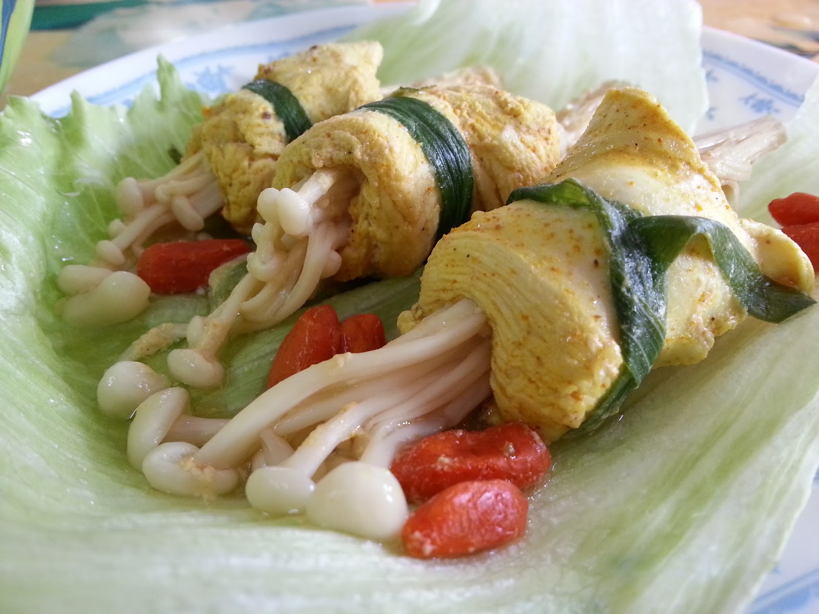 Eat. Run. Sleep. Travel...and watch The X-Files!!!: Chicken Wrapped ...